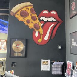 FREEDOM BROTHERS PIZZERIA & ALEHOUSE - Updated July 2025 - 100 Photos ...