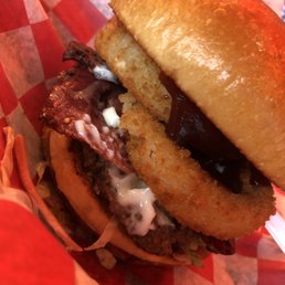 ZO’S GOOD BURGER - GARDEN CITY - 199 Photos & 187 Reviews - 819 Inkster ...