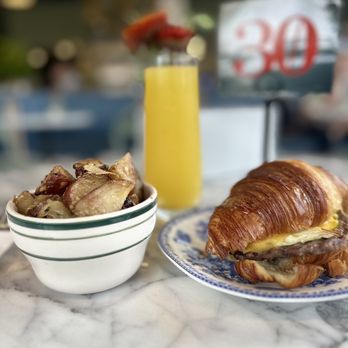 HARVEY BAKERY & KITCHEN - 484 Photos & 237 Reviews - 301 NW 13th St ...