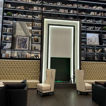 CHEZ HOTEL - Updated December 2025 - 107 Photos & 108 Reviews - 519 W ...