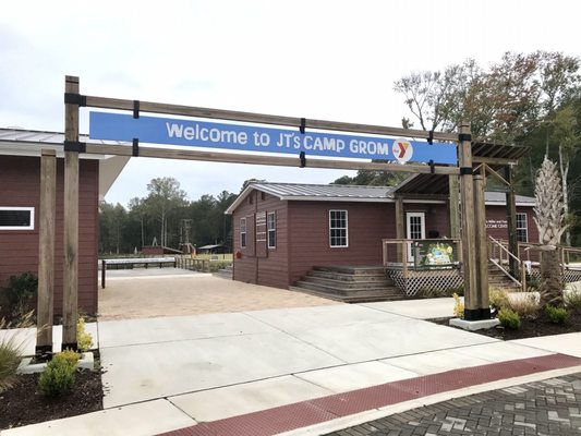 YMCA AT JT’S CAMP GROM - Updated December 2025 - 15 Photos - 1181 ...