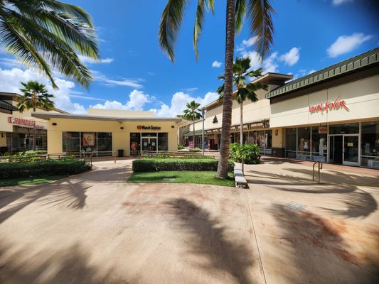 WAIKELE PREMIUM OUTLETS - Updated May 2024 - 587 Photos & 382 Reviews ...