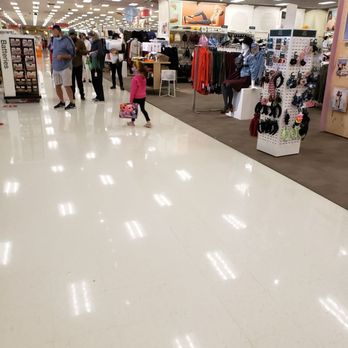 TARGET - Updated November 2025 - 177 Photos & 109 Reviews - 900 Bergen ...