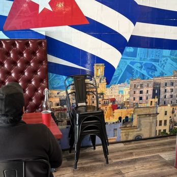 QUE BOLA CUBAN CAFE - Updated December 2025 - 245 Photos & 116 Reviews ...