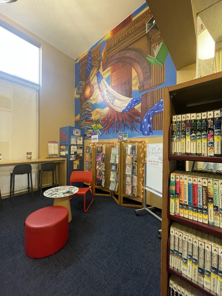 CAHUENGA BRANCH LIBRARY - Updated January 2026 - 25 Photos & 22 Reviews ...