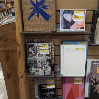 HALF PRICE BOOKS - Updated August 2025 - 20 Photos & 114 Reviews - 4027 ...