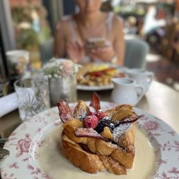 LITTLE HEN - Updated December 2025 - 2911 Photos & 1144 Reviews - 3451 ...