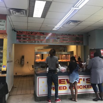 NEWT’S FRIED CHICKEN - Updated December 2025 - 23 Reviews - 1860 Ga ...