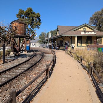 POWAY MIDLAND RAILROAD - Updated December 2025 - 191 Photos & 29 ...