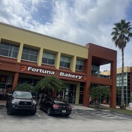 FORTUNA BAKERY & CAFE - Updated October 2025 - 441 Photos & 387 Reviews ...