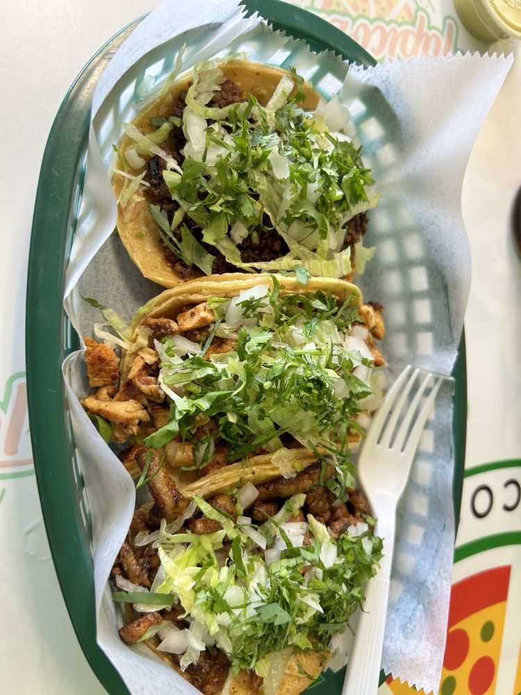 TAPICOZZA - Updated December 2025 - 58 Photos & 45 Reviews - 17W731 E ...