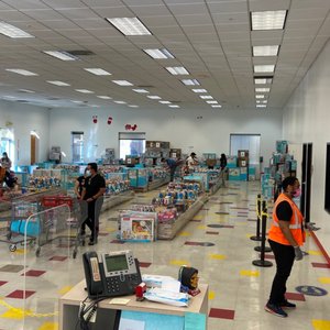 MATTEL TOY STORE - 46 Photos & 26 Reviews - 1456 E Harry Shepard Blvd ...