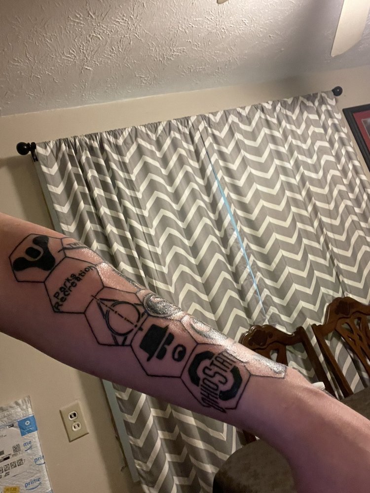 BODYSTAIN TATTOO - Updated October 2025 - 36 Photos & 25 Reviews - 4412 ...