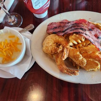 OLDE TOWNE INN - Updated December 2024 - 365 Photos & 624 Reviews ...