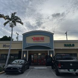 CLUCK FACE NASHVILLE HOT CHICKEN - Updated November 2025 - 129 Photos ...