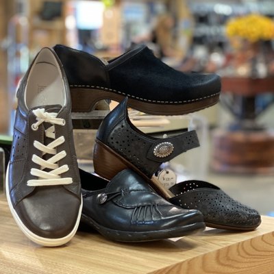 DANFORM SHOES - 32 Photos & 17 Reviews - 3310 Shelburne Rd, Shelburne ...