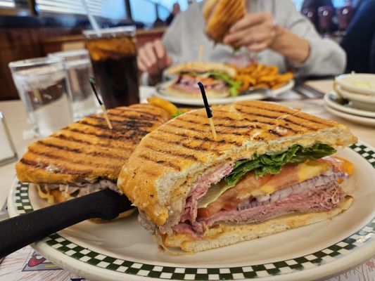 AMERICANA DINER - Updated December 2025 - 189 Photos & 256 Reviews ...