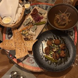 ELLIOTT’S ON LINDEN - Updated October 2025 - 186 Photos & 257 Reviews ...