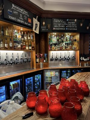 RED SQUIRREL - Updated December 2025 - 96 Photos & 97 Reviews - 21 ...