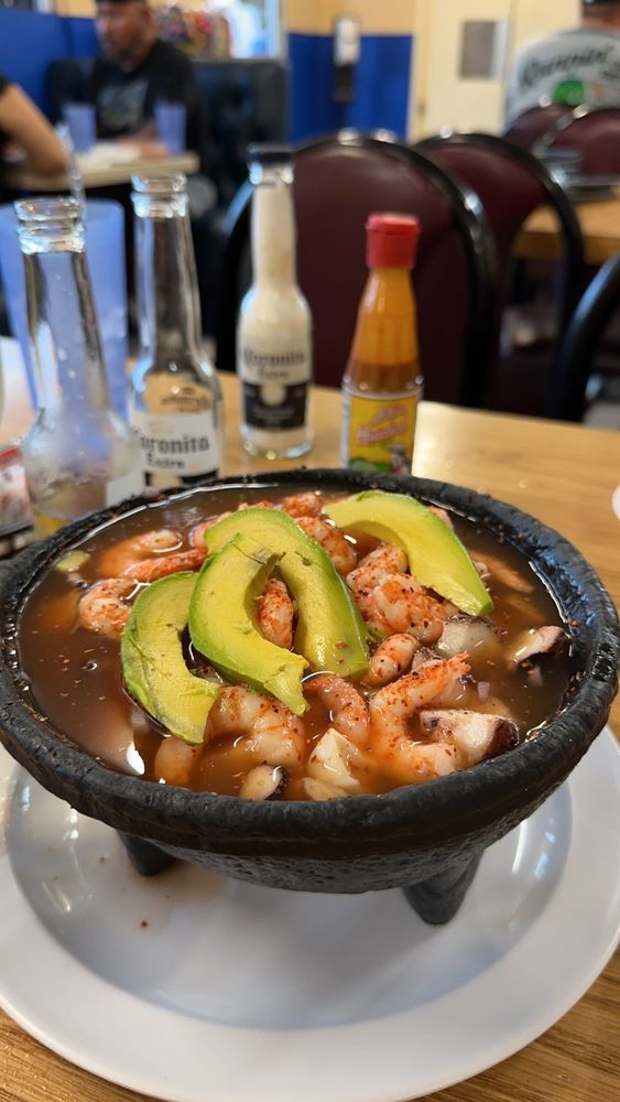 MARISCOS MARTIN - Updated December 2025 - 135 Photos & 152 Reviews ...