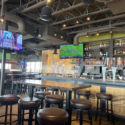 HOPS N DROPS - COLORADO SPRINGS - Updated March 2025 - 156 Photos & 243 ...