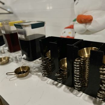 MALA TOWN - Updated July 2024 - 665 Photos & 422 Reviews - 1737 Decoto ...