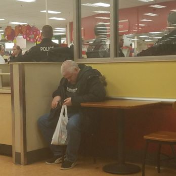 TARGET - Updated December 2025 - 137 Photos & 54 Reviews - 1575 Niagara ...