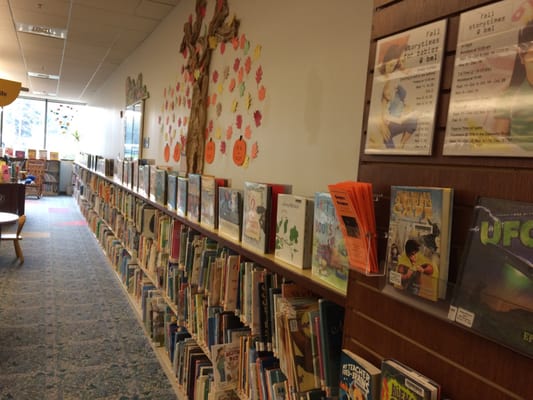 BRIGHTON MEMORIAL LIBRARY - Updated September 2025 - 27 Photos - 2300 ...