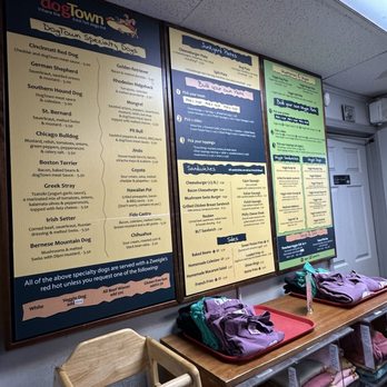 DOGTOWN - Updated January 2026 - 605 Photos & 893 Reviews - 691 Monroe ...