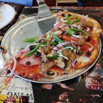 TRACKSIDE PIZZA - Updated July 2025 - 79 Photos & 144 Reviews - 1114 ...