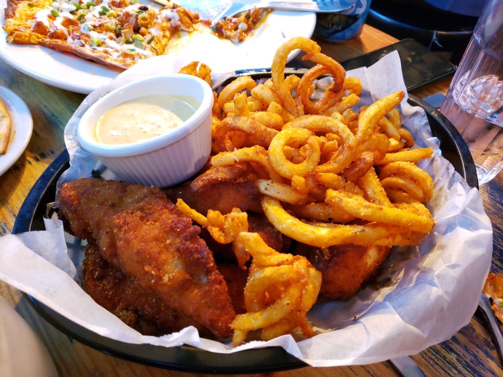 UNION PUB - 164 Photos & 362 Reviews - Pubs - 201 Massachusetts Ave NE ...