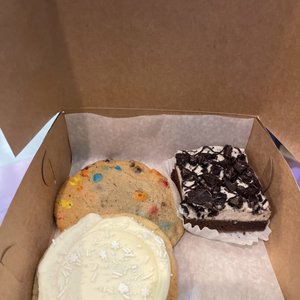 SWEET MANDY B’S - 1022 Photos & 1730 Reviews - 1208 W Webster Ave ...