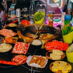 SO HOT HOTPOT - Updated October 2025 - 701 Photos & 507 Reviews - 1937 ...