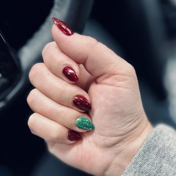 REDMOND RIDGE NAILS - Updated January 2026 - 22 Photos & 46 Verified ...