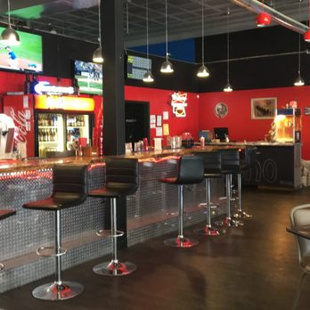 REDZ BAR & GRILL - Updated December 2025 - 13 Photos - 1333 Ctr Ave ...