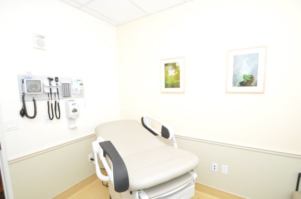 STRAUB BENIOFF - WARD VILLAGE CLINIC & URGENT CARE - Updated December ...