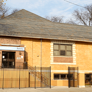 QUEENS PUBLIC LIBRARY - BROADWAY - Updated June 2025 - 25 Photos & 41 ...