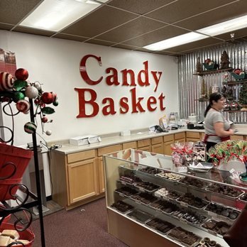 CANDY BASKET - Updated December 2025 - 45 Photos & 43 Reviews - 1924 NE ...