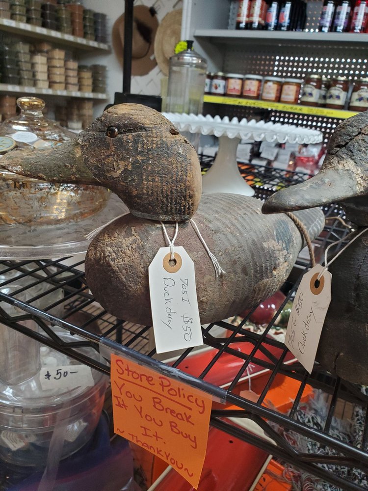 AMISH COUNTRY STORE - 92 Photos & 37 Reviews - Gift Shops - 206 13th St ...