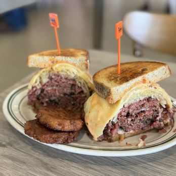 RADIN’S DELICATESSEN - Updated July 2024 - 103 Photos & 57 Reviews ...