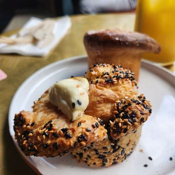 BUTLER - Updated January 2025 - 396 Photos & 228 Reviews - 40 Water St ...