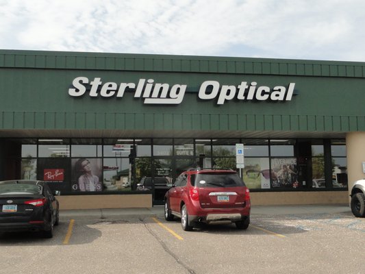 STERLING OPTICAL - FARGO CROSSROAD CENTRE - Updated January 2026 - 14 ...