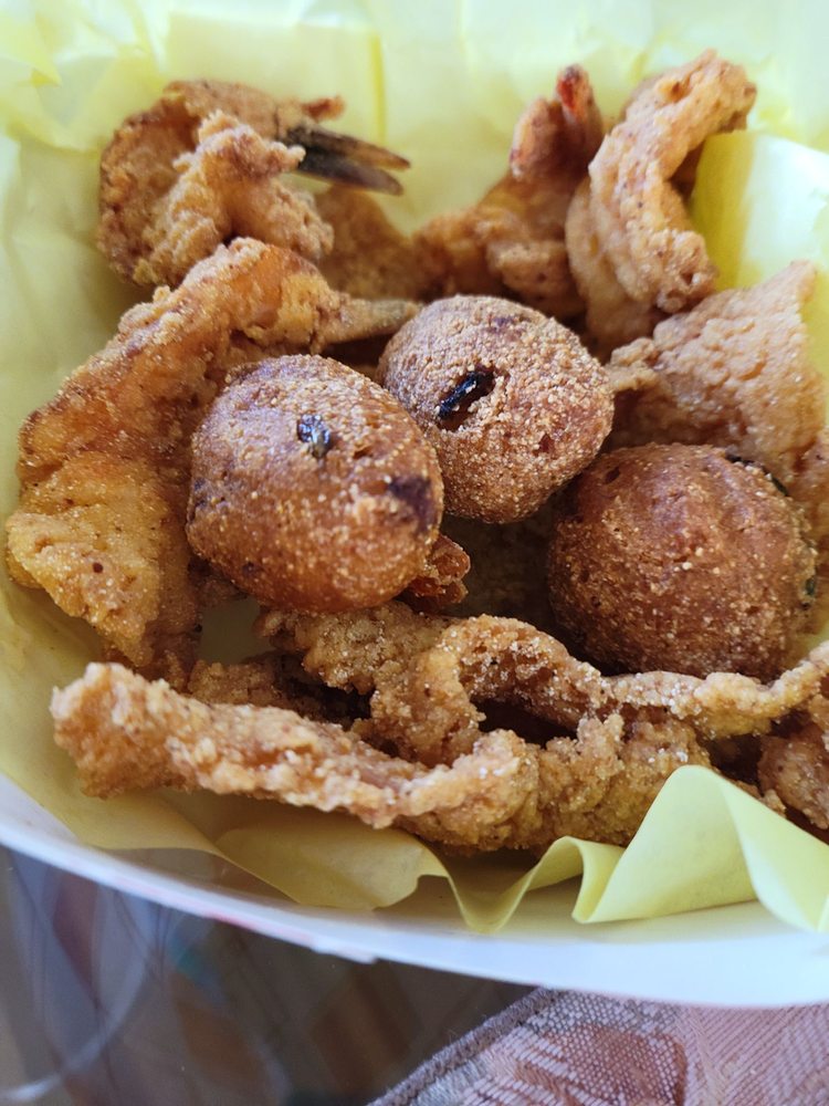 PENGUIN FISH & CHIPS - 100 Photos & 199 Reviews - Seafood - 5952 W Pico ...