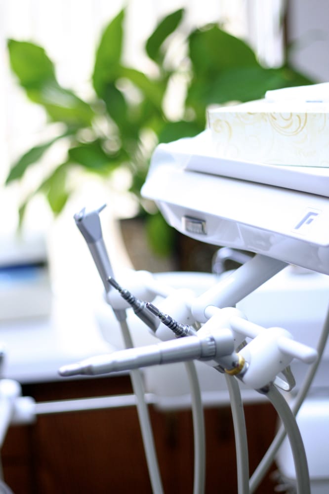 DANIEL L BURKHEAD, DDS - Updated December 2025 - 10 Reviews - Newport ...