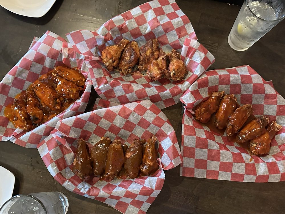 DAMN GOOD BAR & GRILL - Updated December 2025 - 13 Photos & 17 Reviews ...