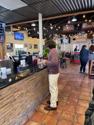 FIREHOUSE QUE & BREW - Updated December 2025 - 374 Photos & 610 Reviews ...