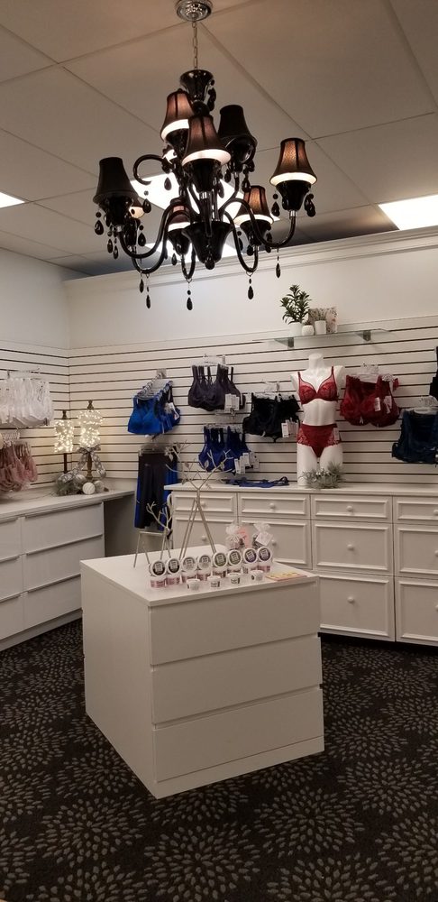 THE GIRLS BRA SHOP - 6316 Main Street, Stouffville, Ontario, Canada ...