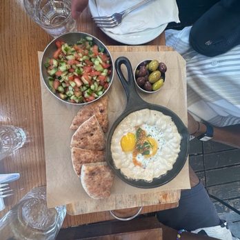 12 CHAIRS CAFE - Updated March 2025 - 743 Photos & 515 Reviews - 342 ...