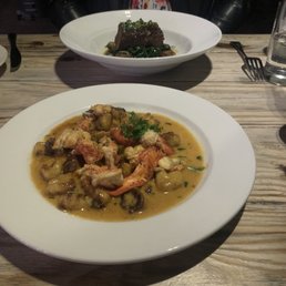 THE CARRIAGE HOUSE - Updated October 2025 - 122 Photos & 136 Reviews ...