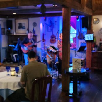 THE ‘76 HOUSE - Updated December 2025 - 586 Photos & 451 Reviews - 110 ...